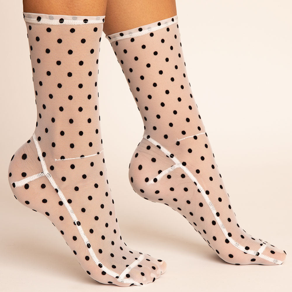 Darner White Velvet Dots Mesh Socks – Darner Los Angeles